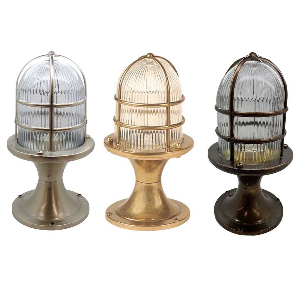Wellington Grand Post Lantern | Lampfix